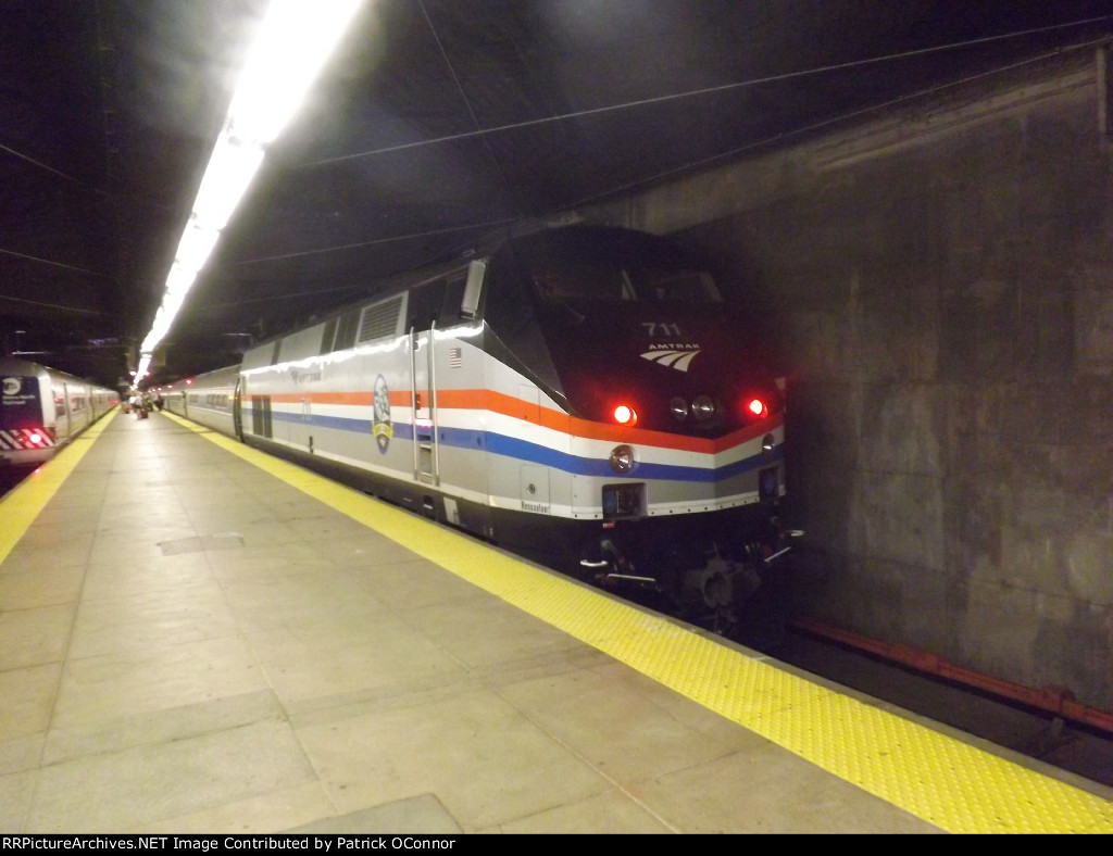 Amtrak 711